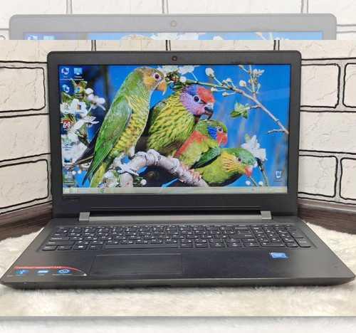 Lenovo / Celeron N3060 / 2GB / SSD 120GB