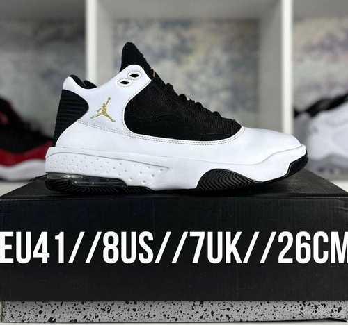 Кроссовки Air Jordan Max Aura 2 'White Black Gold'