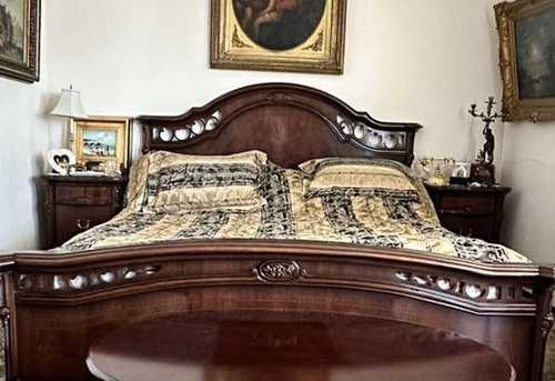 Мебель спальня Италия сервант