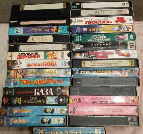 VHS видеокассеты 29шт цена за все