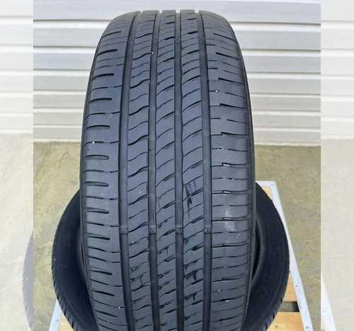 Roadstone N'Fera RU5 235/55 R20 105V