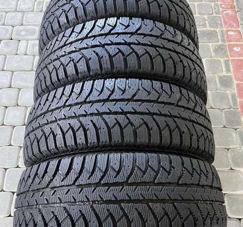 Lassa Iceways 2 215/65 R16