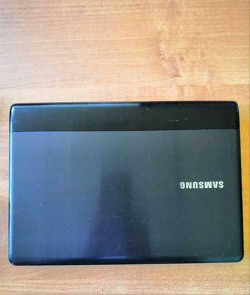 Ноутбук Samsung NP305U1A