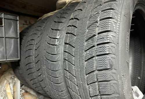 Triangle TR777 215/60 R16