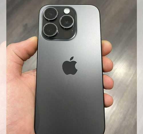 iPhone 15 Pro, 128 ГБ