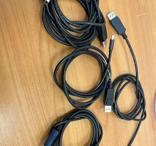 Кабель mini DisplayPort - DisplayPort