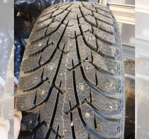 Maxxis Premitra Ice Nord NP5 185/60 R15 84T