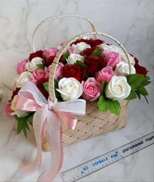 Букет из 43 мыльных роз корзина цветов