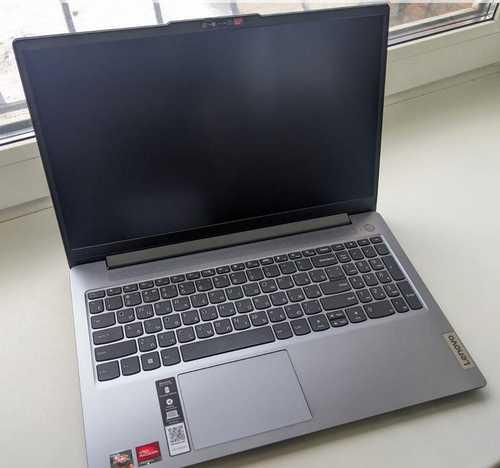 Ноутбук Lenovo ideapad slim 3 15AMN8 /7520u/16/512