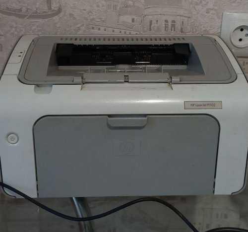 Принтер лазерный HP LaserJet P1102 отдам