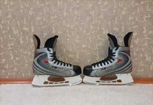 Хоккейные коньки bauer vapor 42 размер