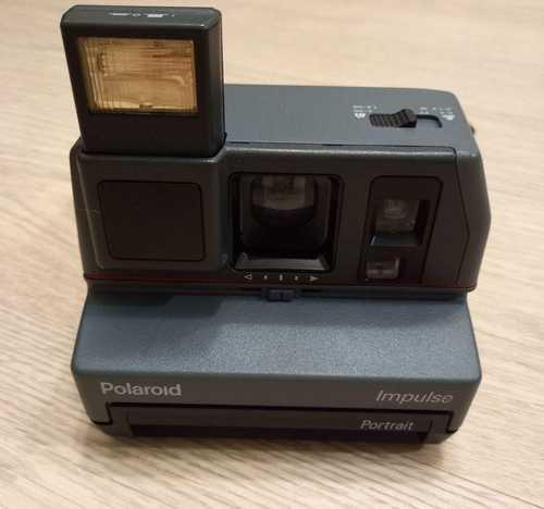 Polaroid impulse. виликобритания