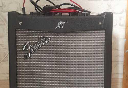 Комбоусилитель Fender Mustang 1 V2