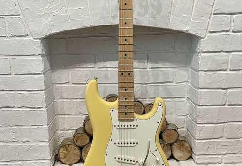 Fender Player Stratocaster MN Buttercream