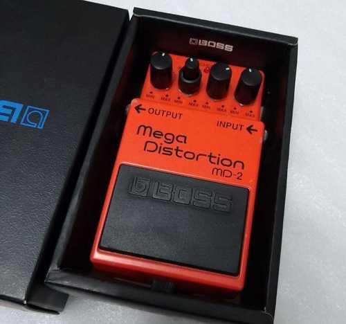 Гитарная педаль Boss MD-2 Mega Distortion