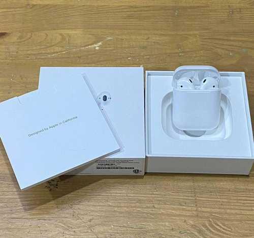 Гарнитура вкладыши Apple AirPods 2