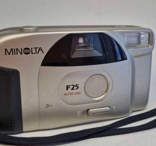 Плёночный фотоаппарат minolta