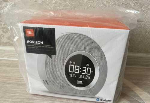 Колонка часы будильник JBL Horizon, белая