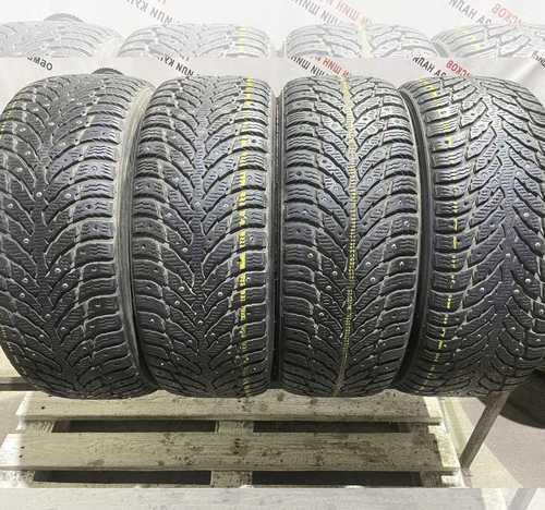 Nokian Tyres Hakkapeliitta 9 215/55 R17 94M