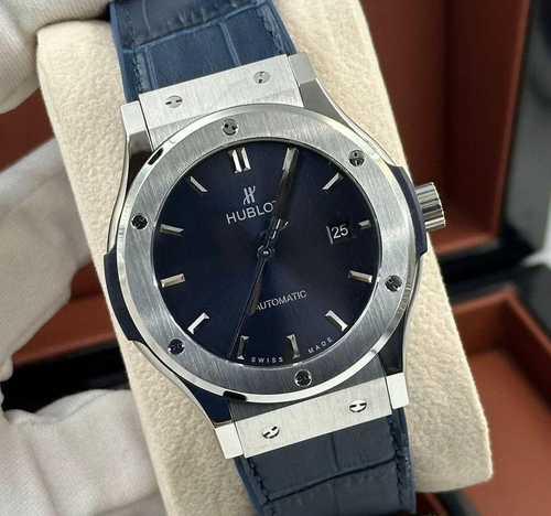 Часы Hublot Classic Fusion Titanium Blue