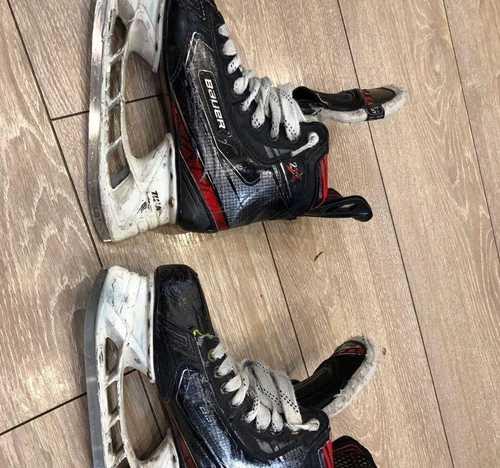 Хоккейные коньки bauer vapor 2x pro 5,5 ее