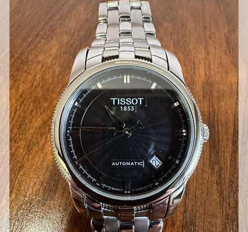 Мужские наручные часы tissot