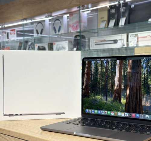 Apple MacBook Air 13 (2023) M2 8/256 гб