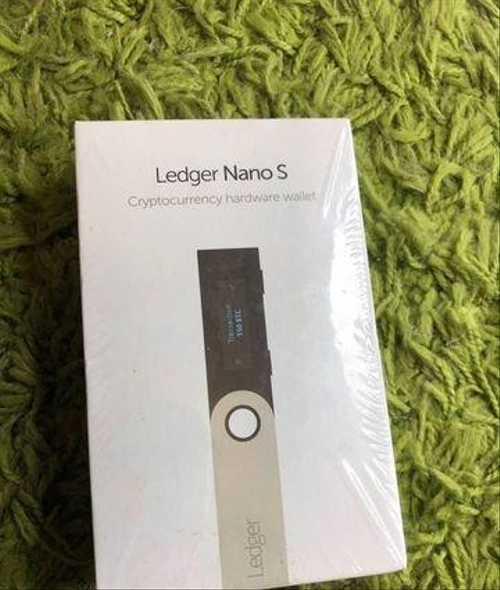 Аппаратный криптокошелек Ledger Nano