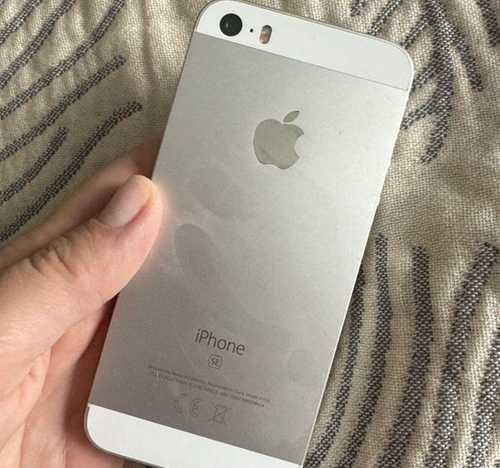 iPhone SE, 16 ГБ