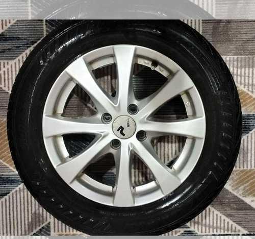 Литые диски r15 4x100 ET46 д54.1 с зимней резиной