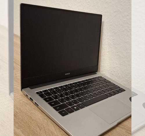 Honor MagicBook X 14 (Ci5/8/512)