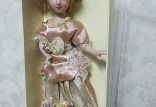 Кукла фарфоровая (коллекция "Дамы эпохи")