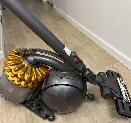 Пылесос Dyson ball DC52