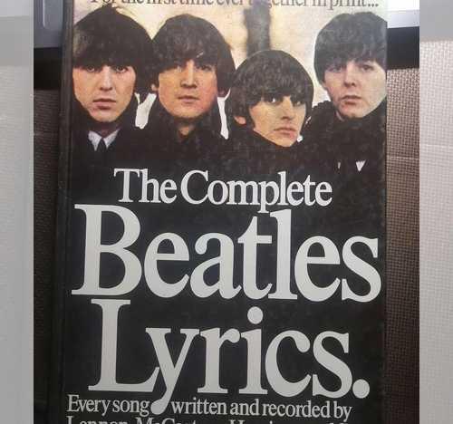 Книга. The Complete Beatles Lyrics. (U.K.)