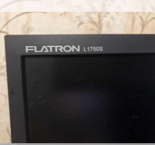 Монитор LG flatron L1750S