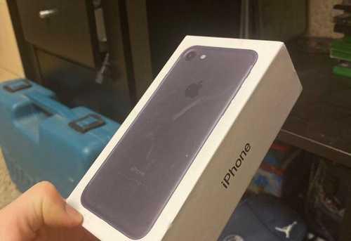 Коробка от iPhone 7 32gb