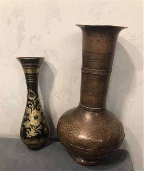Старинный Медный кувшин и латунная ваза