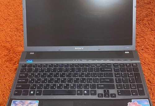 Ноутбук Sony Vaio PCG-81111V (2011 года)