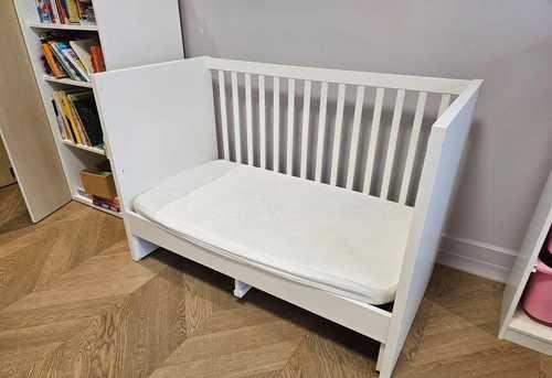 Детская кровать для малыша