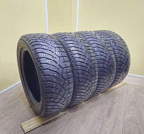 Nitto Therma Spike 205/55 R16