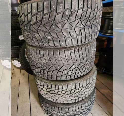 Dunlop SP Winter Ice 02 245/40 R20 и 275/35 R20