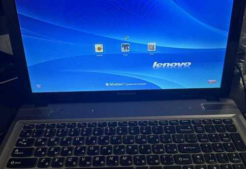 15.6" Lenovo Ideapad Y570, 500 ГБ, Core i3-2330M, RAM 4 ГБ, GeForce GT 555M 1 ГБ