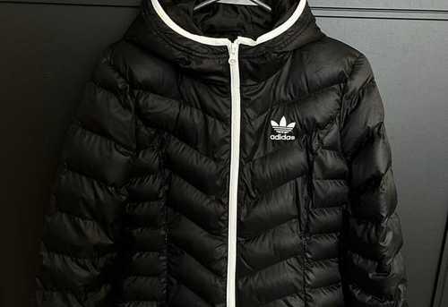 Куртка Adidas женская 42 размер