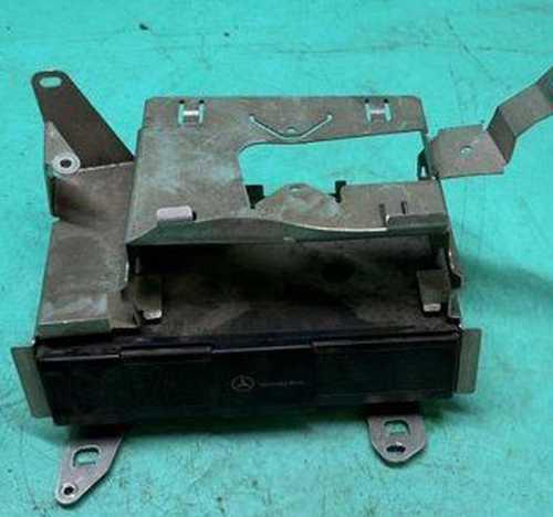 Cd changer Mercedes-Benz W211 E-Class M112.954