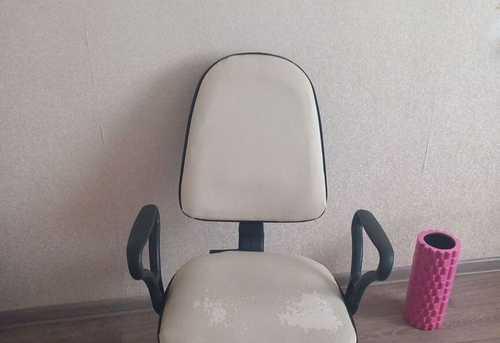 Компьютерное кресло для школьника бу