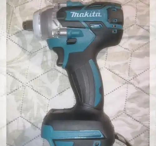 Гайковерт аккумуляторный makita