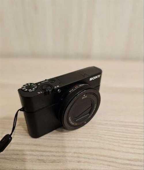 Компактный фотоаппарат sony RX100M3