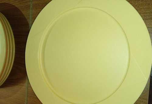 Новые тарелки плоские Tupperware 5 шт