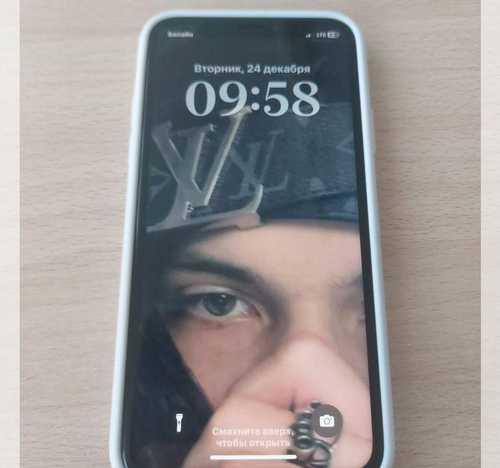iPhone X, 64 ГБ