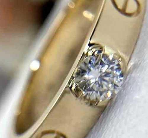 Cartier Love Solitaire Желтое золото, бриллиант 0,21ct